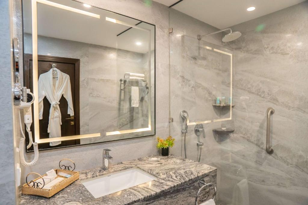 Ramada by Wyndham Murree Lower Topa Resort, Murree (updated prices 2025)