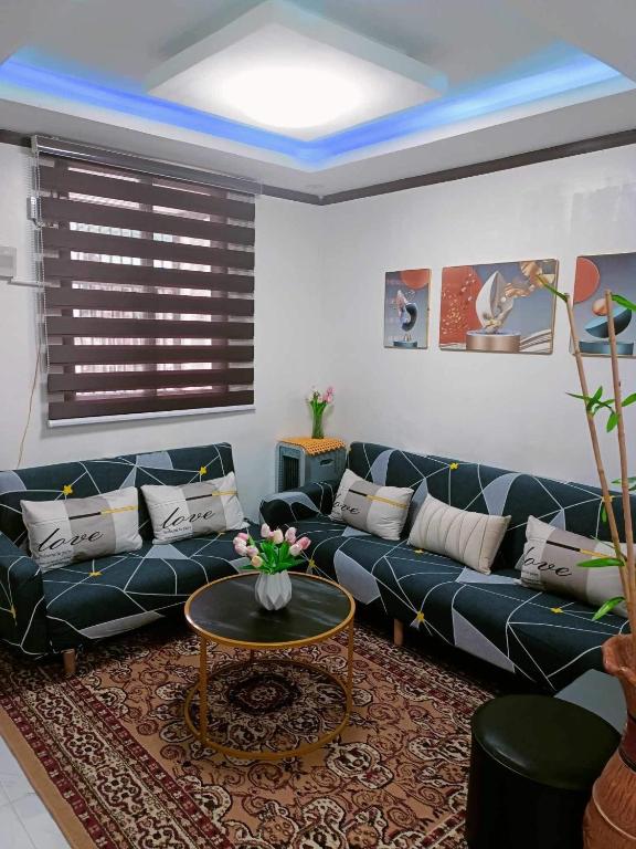 Mini Home Travellers Inn, Pasalada (updated prices 2025)