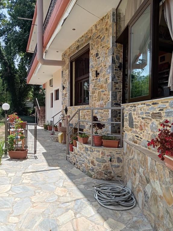 FANIS ROOMS, Kokkino Nero (updated prices 2025)