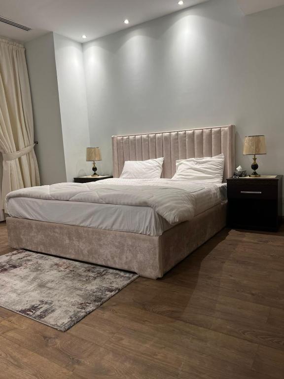 full luxury one bed apartment with maid room penta square, Lahore ...