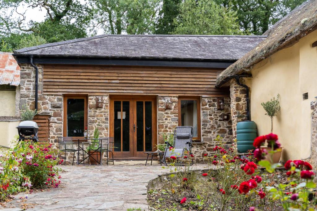 The Threshing Barn, Beaworthy – Updated 2024 Prices