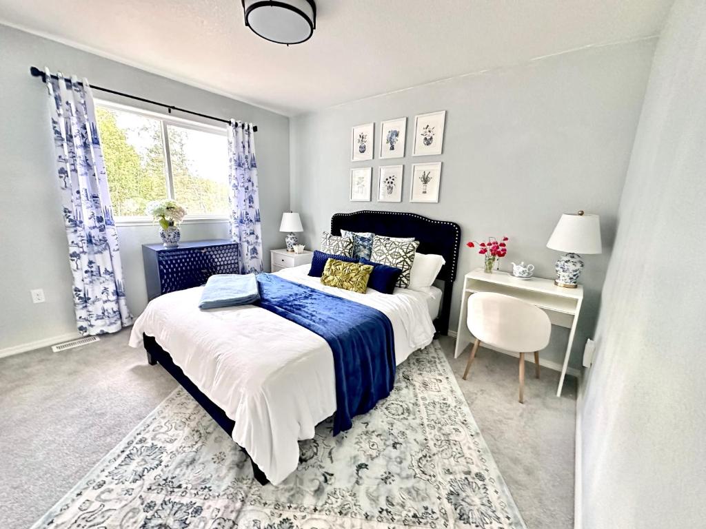 Beautiful and Comfy Palmer Gem 15 miles from Hatcher Pass, Wasilla ...