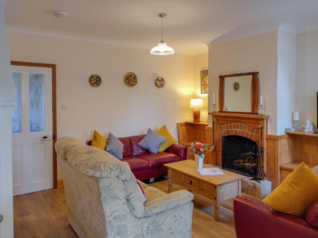 Harbour Hill, Chickerell – Updated 2024 Prices