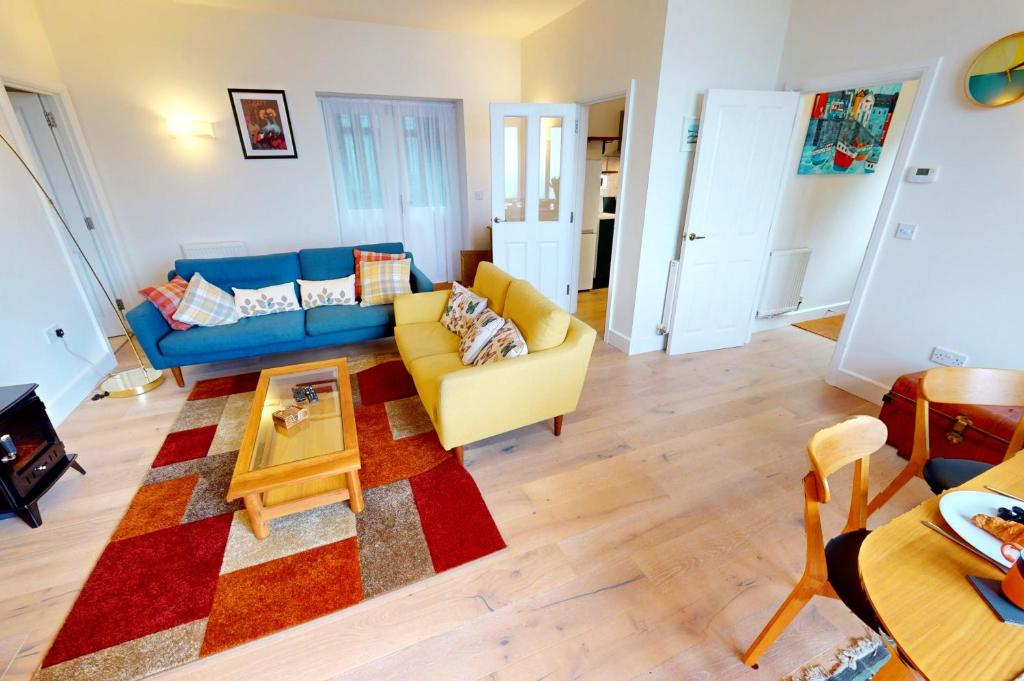 WOODY BAY FALLING WATER 2 Bedrooms, Lynton – Updated 2024 Prices