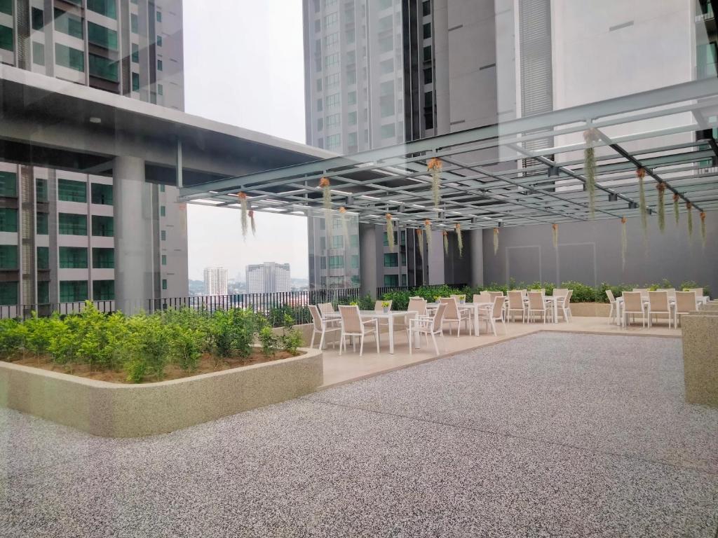 Cubic Botanical Suites Bangsar South by HomeBrickz, Kuala Lumpur ...