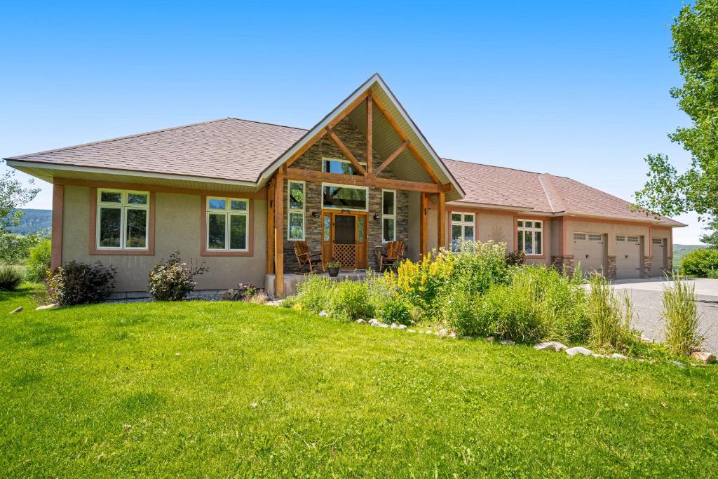 Churchill IC Ranch, Gallatin Gateway (updated prices 2025)