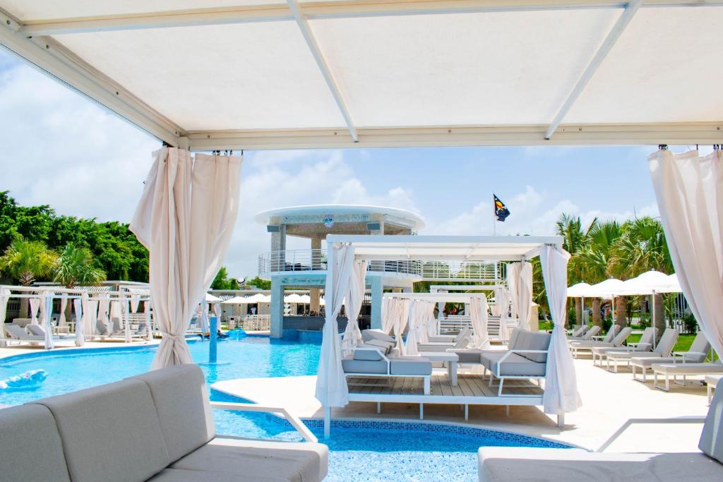 Playa Palmera Beach Resort, Punta Cana (updated prices 2025)