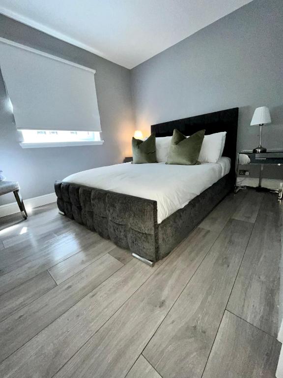 2 Bedroom Apartment at SECC Hydro FREE PARKING, Glasgow (updated prices ...