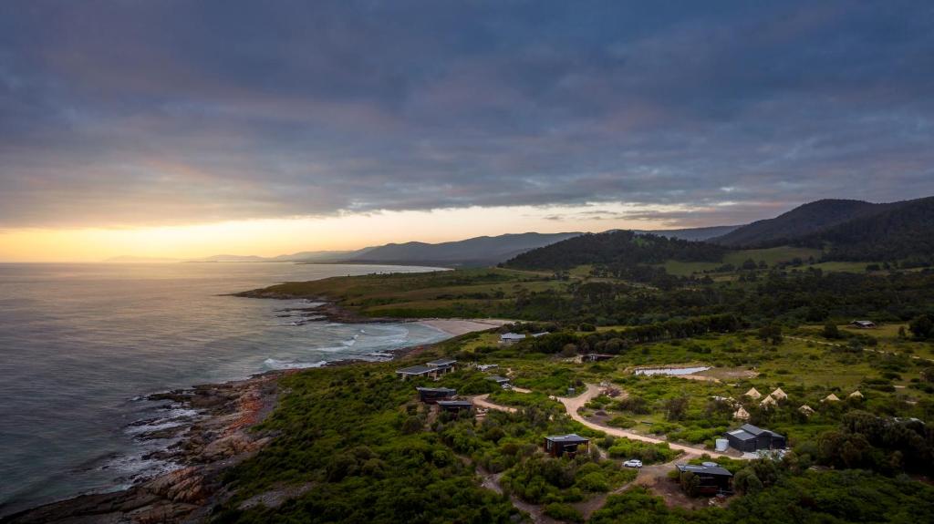 Little Beach Resort, Four Mile Creek (updated prices 2026)