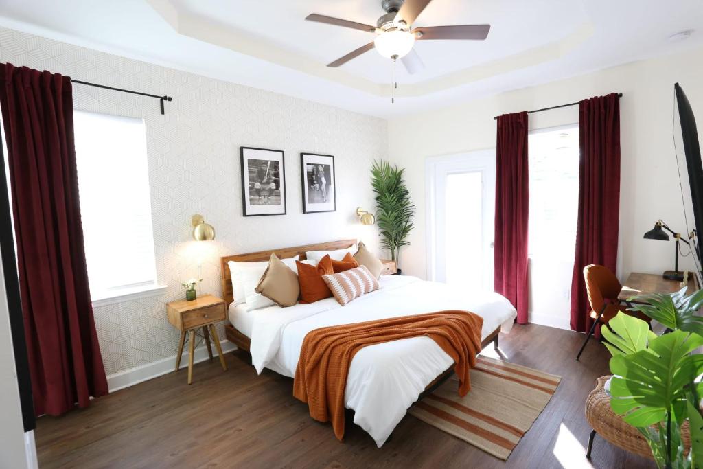 The Champion's Suite Newly-Built Family Frndly, Gainesville ...