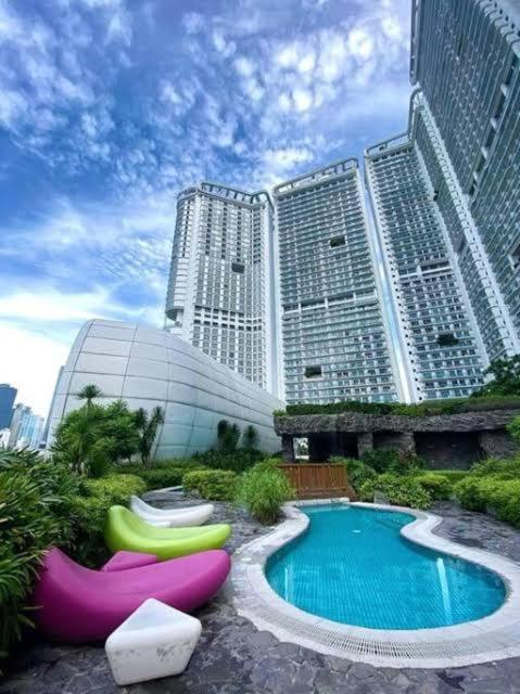 Sutherland Space, Manila (updated prices 2025)