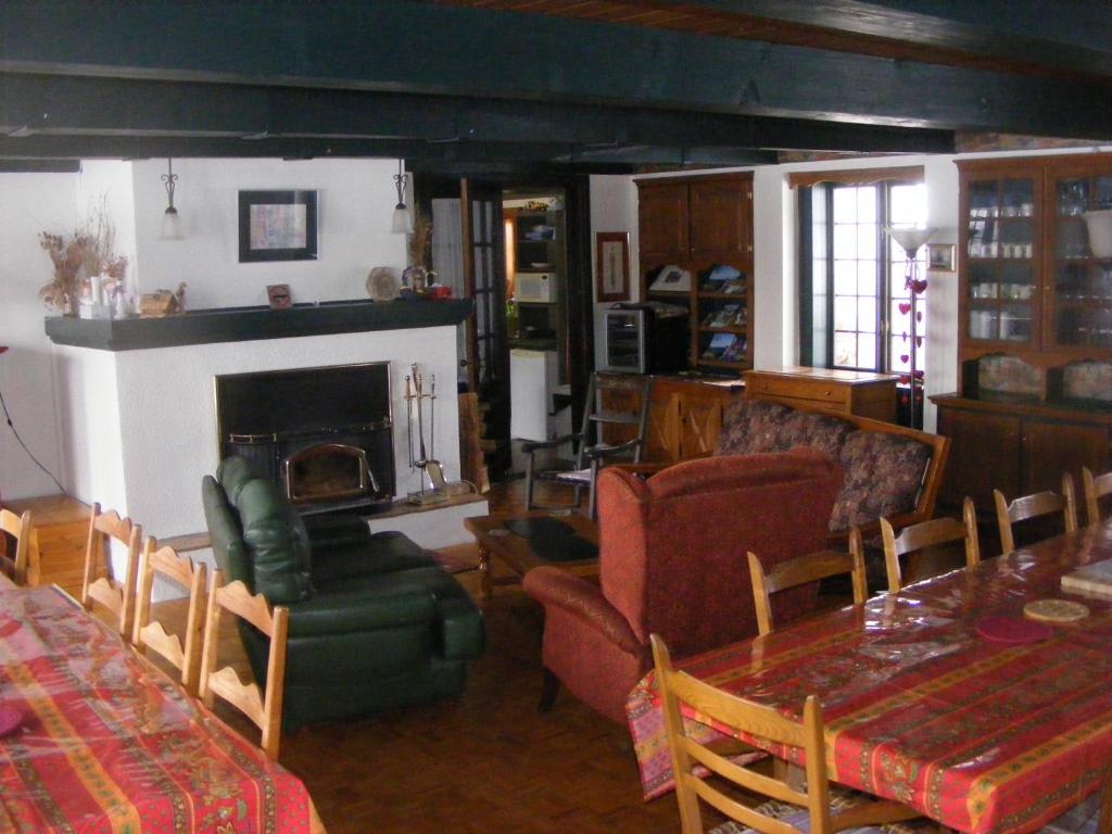 Auberge La Seigneurie Valcartier, Saint-Gabriel-De-Valcartier (updated ...