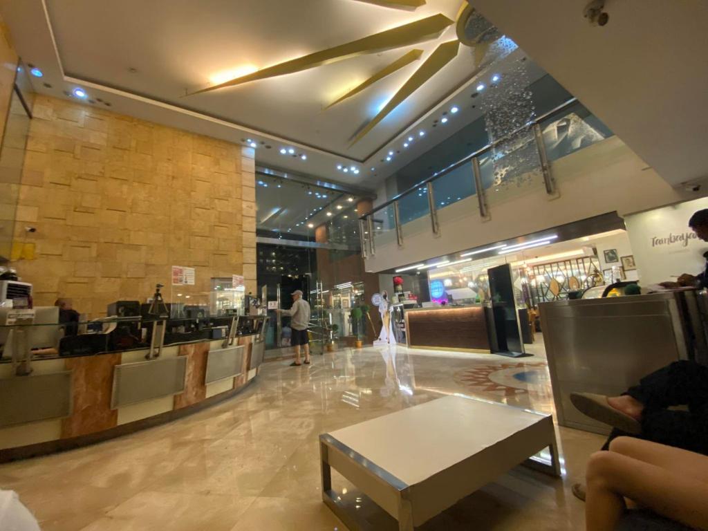 Family Room Staycation In The Heart Of Manila, with Balcony Plus 60 ...