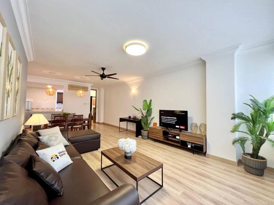 Wisma Cosway near Pavilion KL Dual Key Apartment by Sleepy Bear, Kuala ...