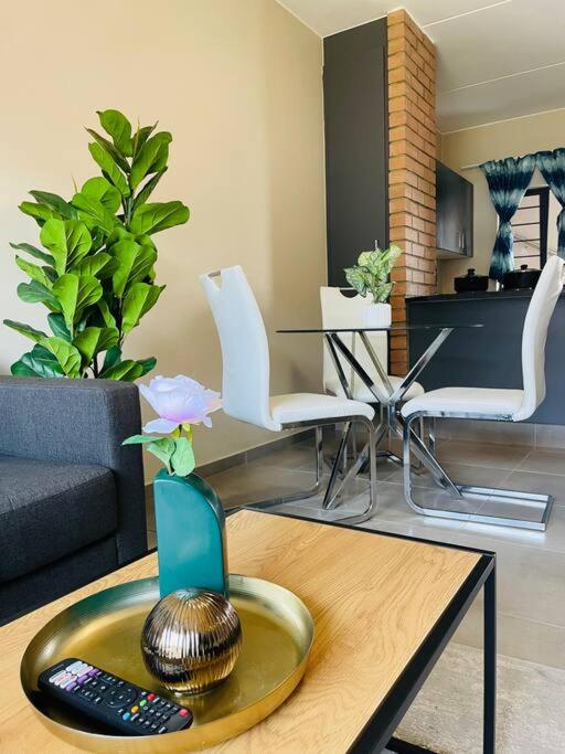 Waterfall Ridge Apartments, Midrand (aktualisierte Preise für 2025)