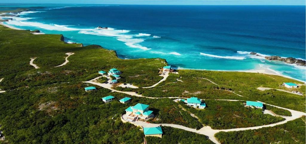 Dragon Cay Resort Mudjin Harbour, Conch Bar (updated prices 2026)