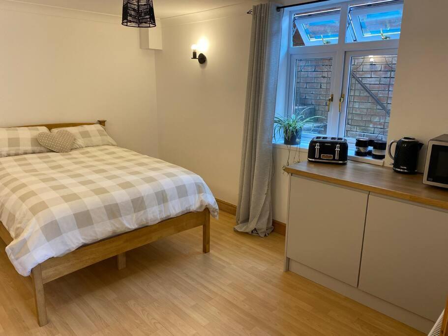 Little High Haven, Pontnewynydd (updated prices 2024)