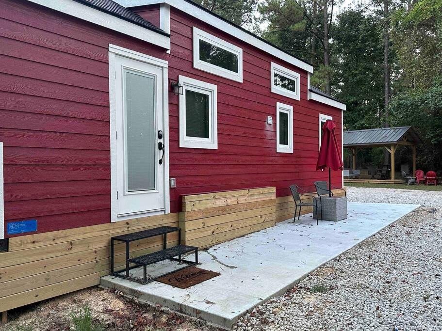 Fire Fly: Our New Adorable Upscale Tiny Home, Livingston (updated prices 2025)