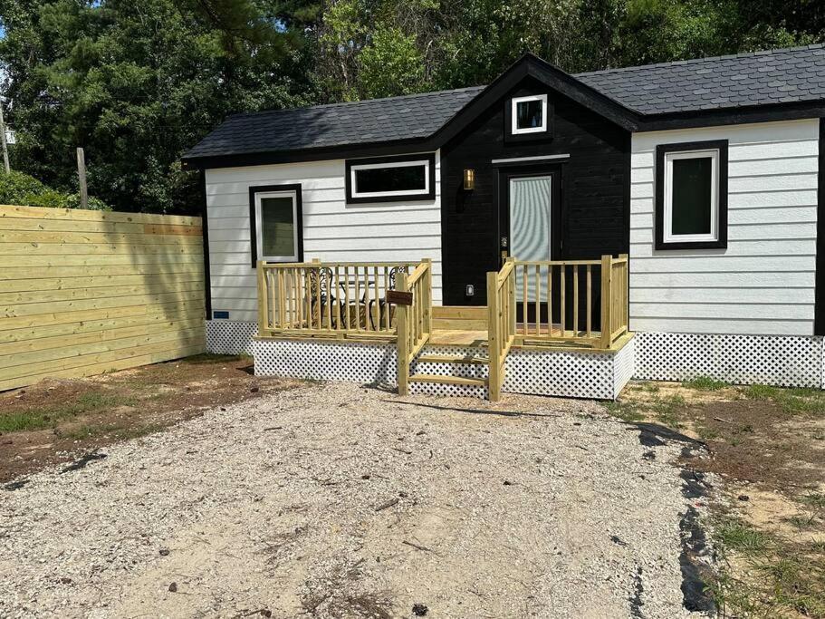 New Cute “Trinity” Tiny Home, Livingston (updated prices 2026)