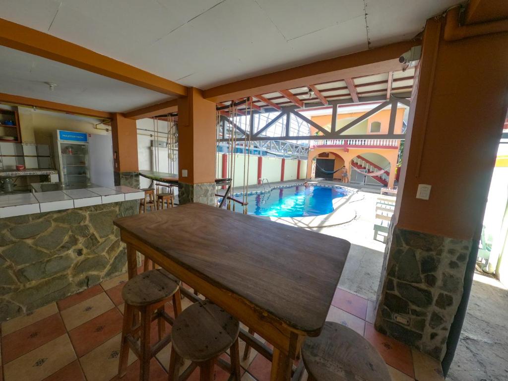 Hostel de Haan, Jacó (updated prices 2025)