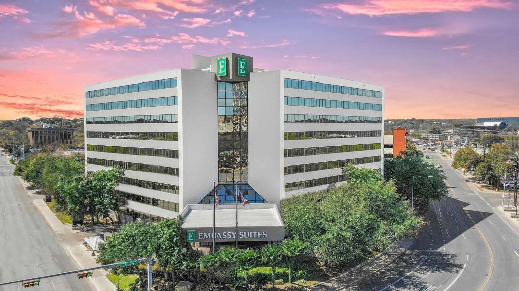 Embassy Suites by Hilton Austin Downtown South Congress, Austin ...