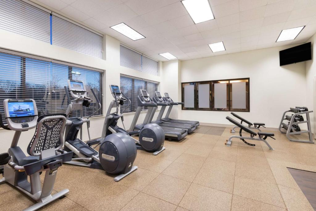 Embassy Suites by Hilton Saint Louis Saint Charles, St. Charles ...