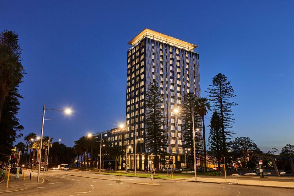 Doubletree By Hilton Perth Waterfront, Perth (updated prices 2025)