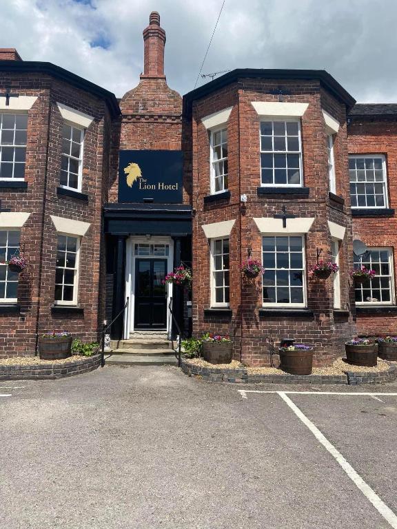 The Lion Hotel, Llansantffraid-ym-Mechain (updated prices 2026)