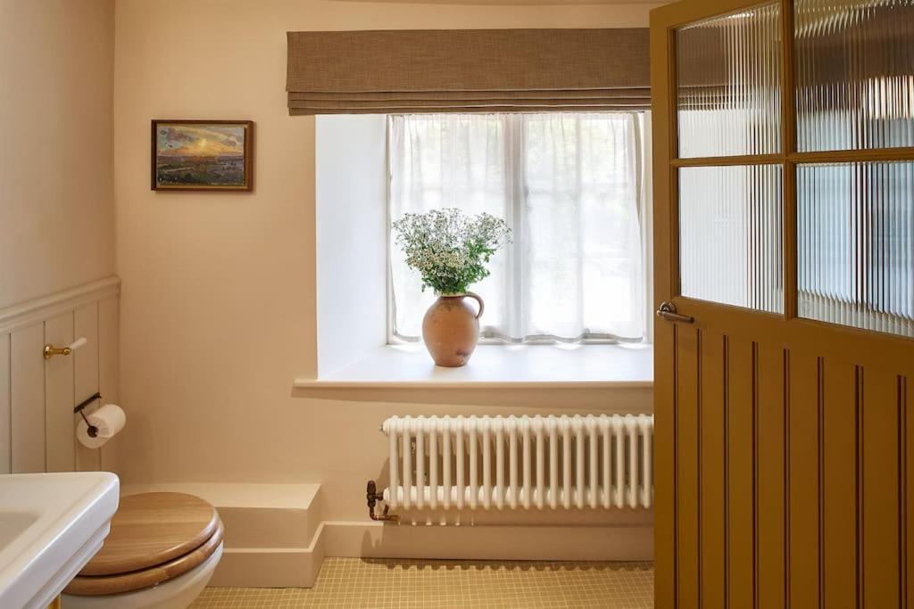 Dawn at The Sun Inn Felmersham, Our Signature Duplex Suite, Sharnbrook ...