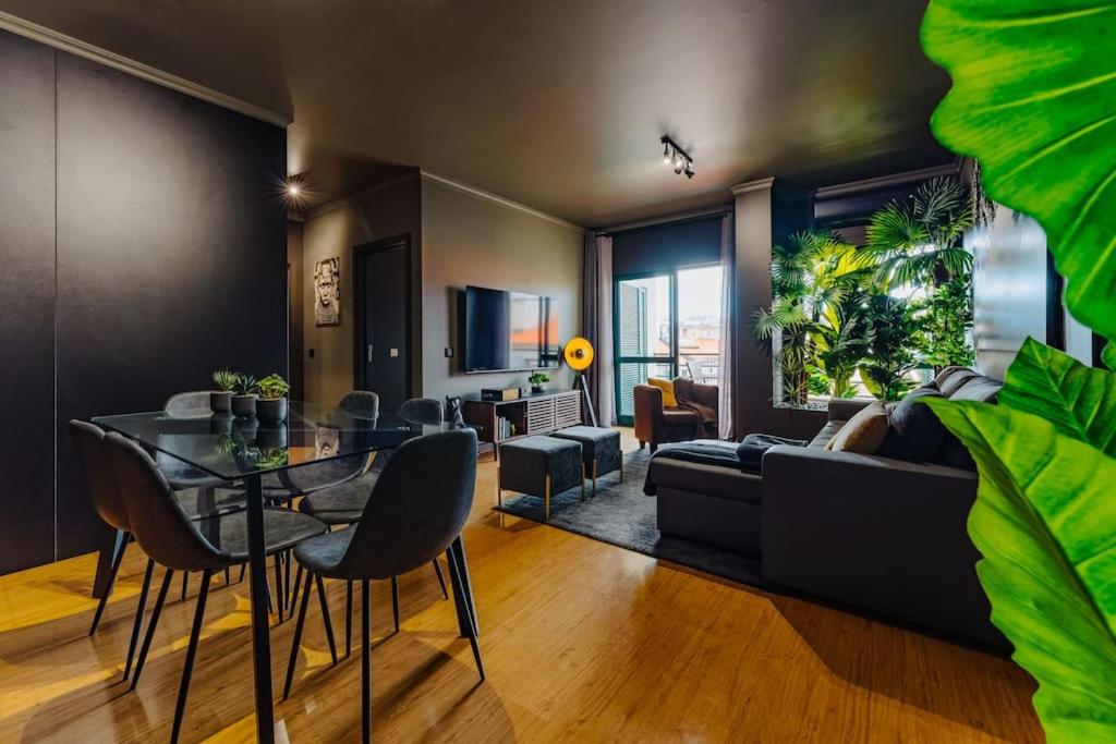 SUPER Anadia - Golden, Funchal (precios actualizados 2026)