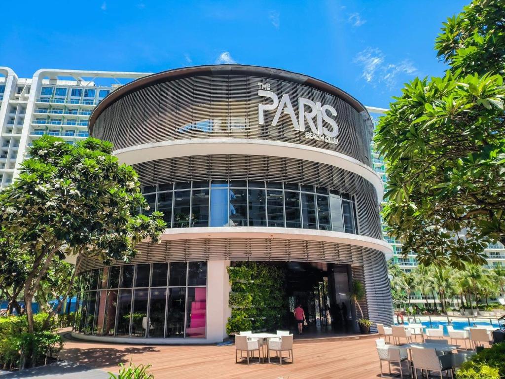Azure Urban Beach Resort by Melrose Avenue, Manila (updated prices 2024)