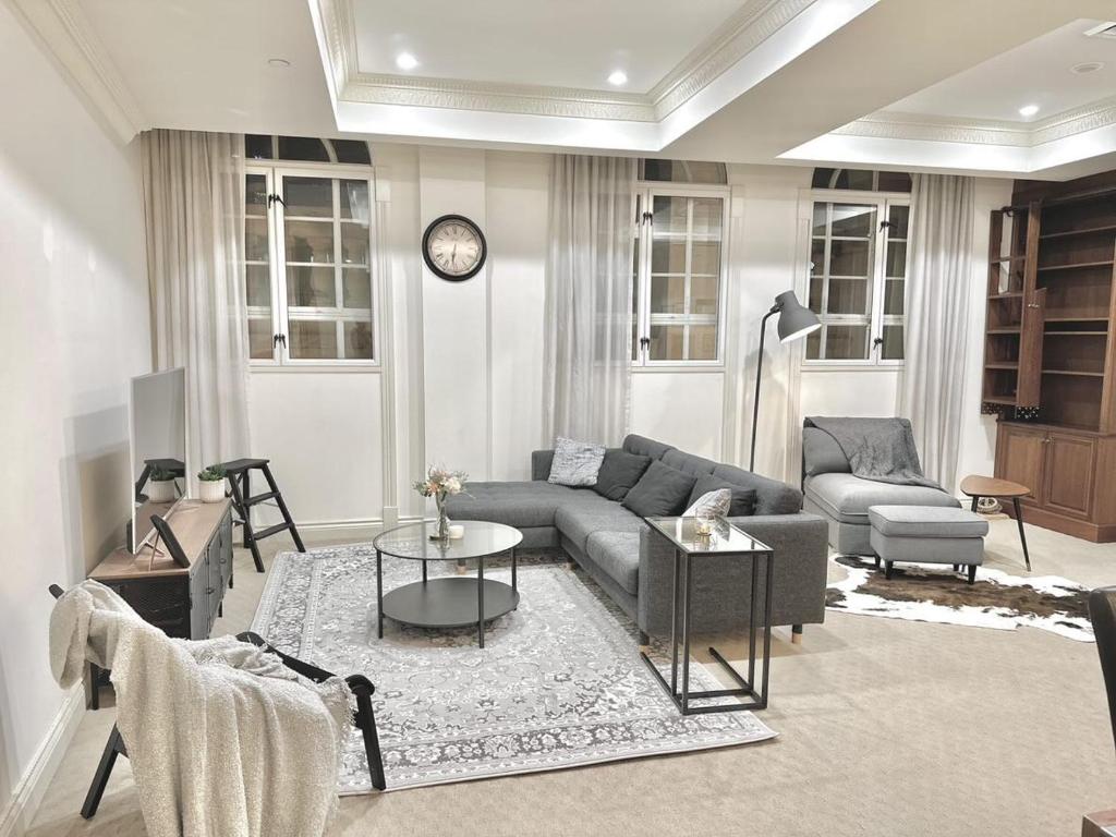 MacArthur Chambers, Brisbane (updated prices 2025)
