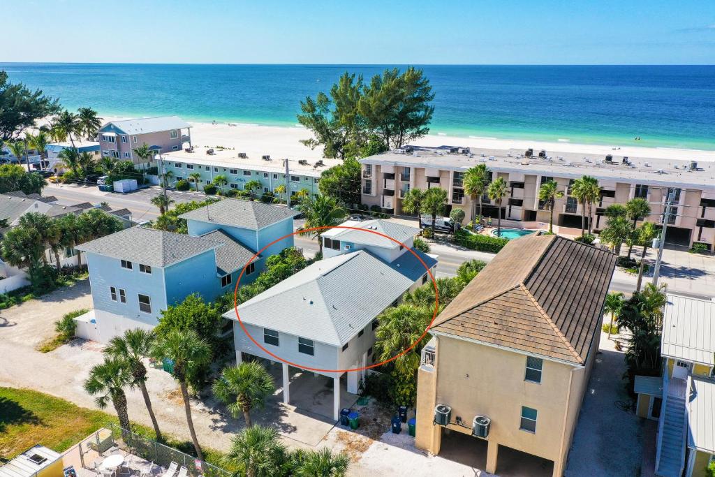 Beach Sunrise Villa Unit A Beach Sunset Villa Unit B, Bradenton Beach ...