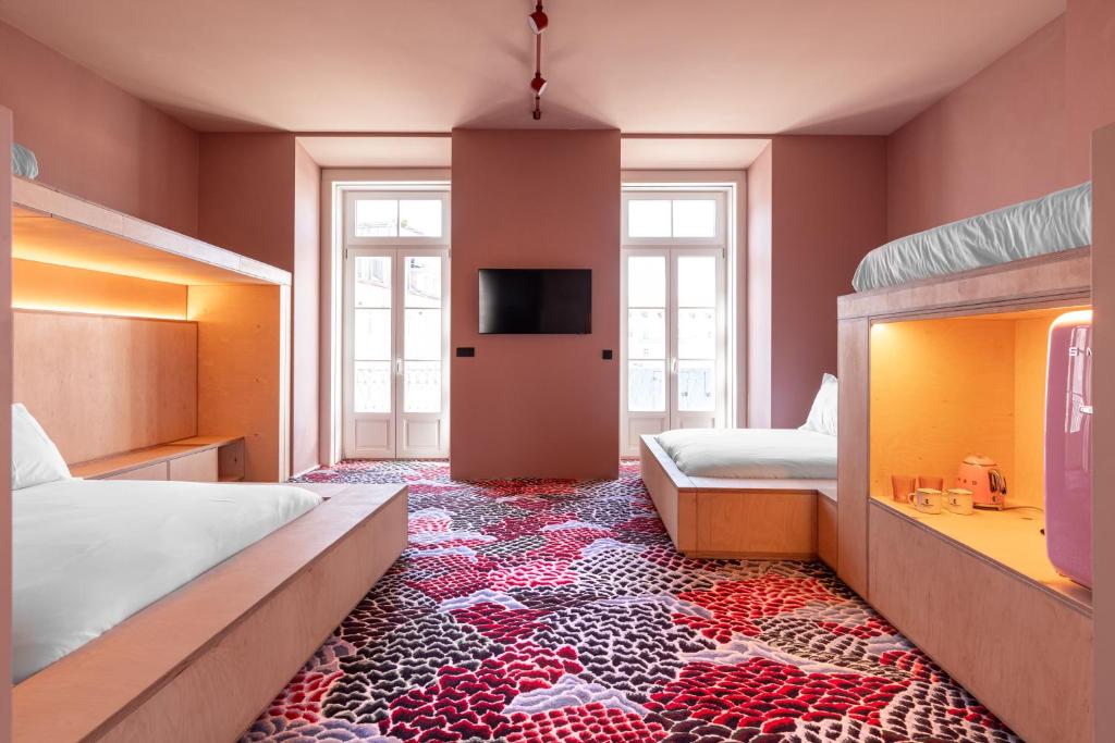 Independente Bica, Lisbon (updated prices 2025)