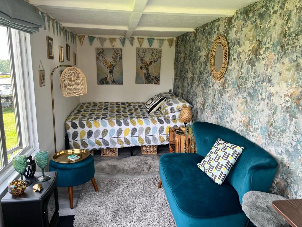 Bothy hut, Tring – Updated 2024 Prices