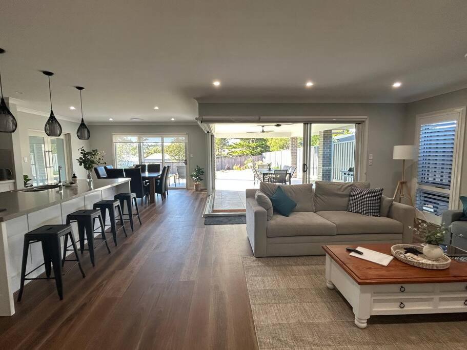 'Kaia' relaxing Manyana Beach getaway, Manyana (updated prices 2025)