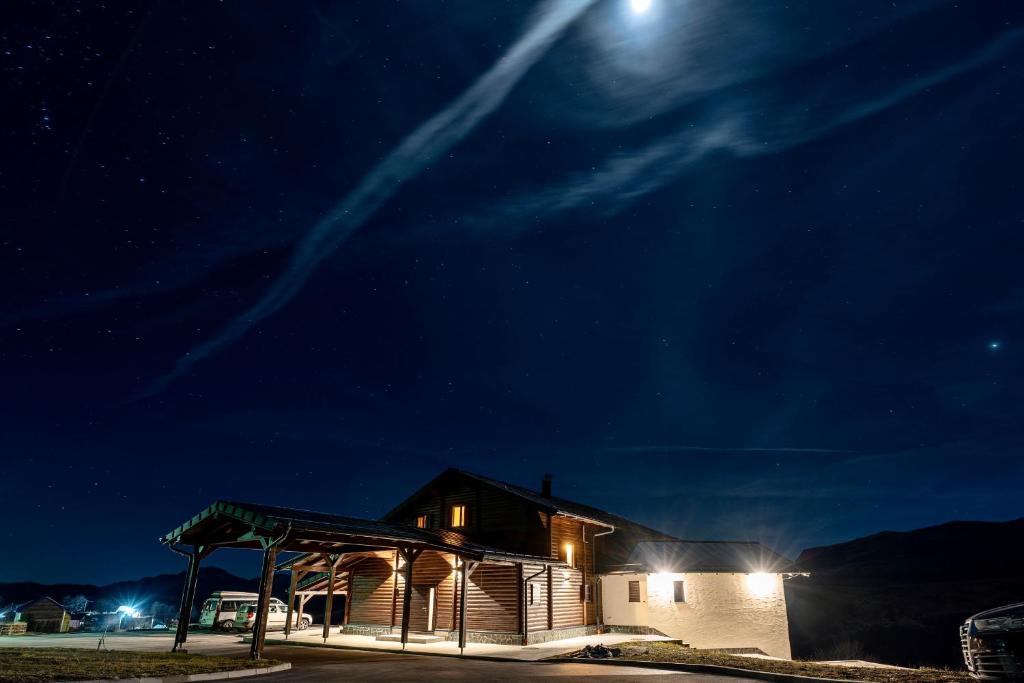 Edelweiss Mountain Lodge, Brda (updated prices 2025)