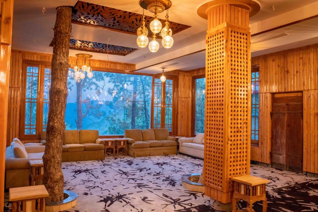 Chillaru Spa & Resort, Kasauli (updated prices 2025)
