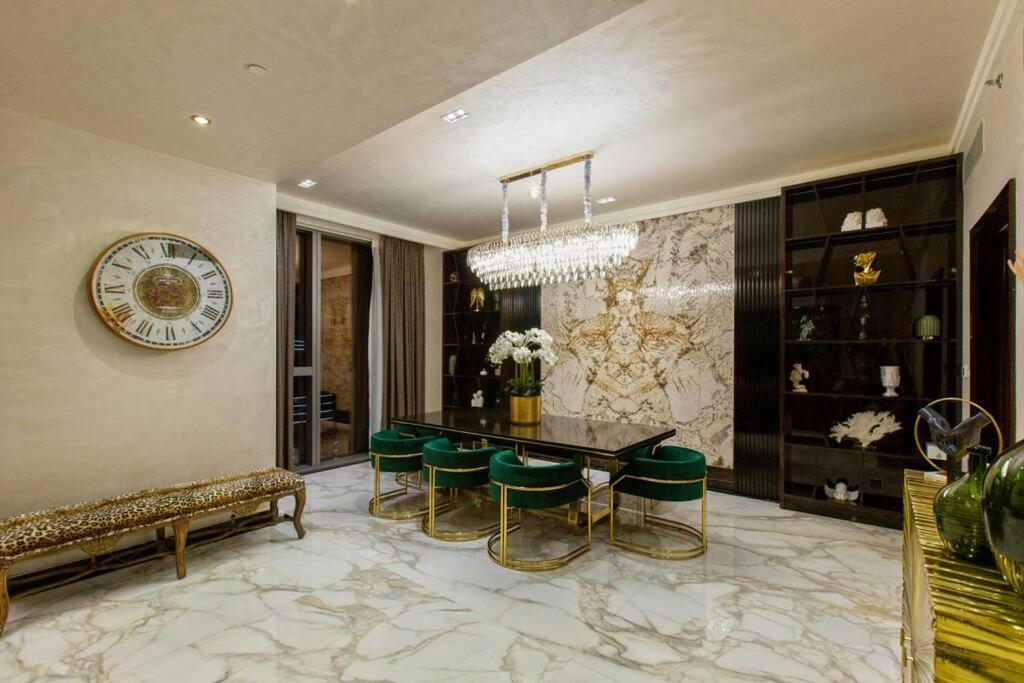 Triplex Paradise Penthouse, Dubai (updated prices 2025)