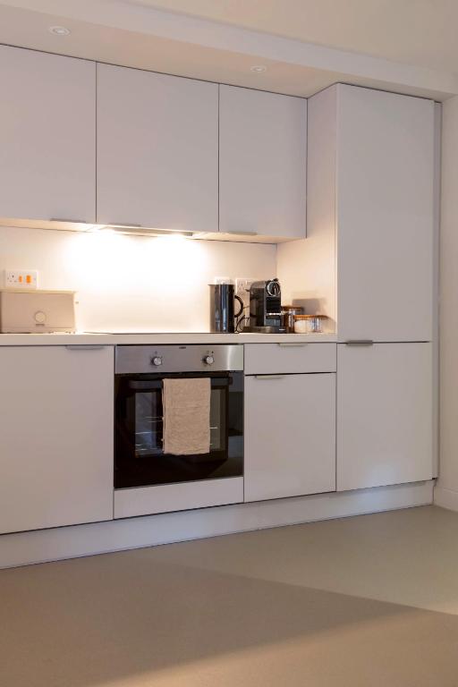 LIVINGWAY Roco, Liverpool (updated prices 2025)