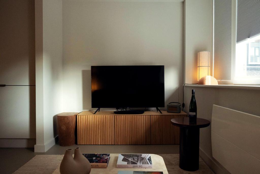 LIVINGWAY Roco, Liverpool (updated prices 2025)