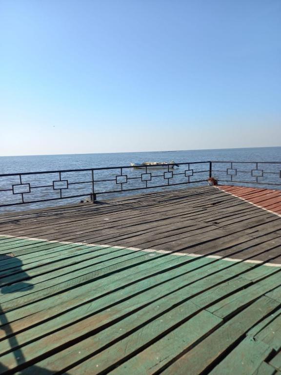 Villa (2) Del Sol: Lakefront and Cruise Boat（キスム）：（最新料金：2024年）