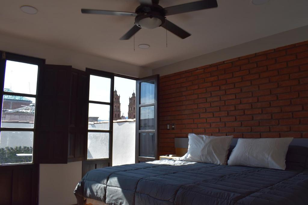 El Suburbio - Serapio Rendon, Morelia (aktualisierte Preise für 2025)