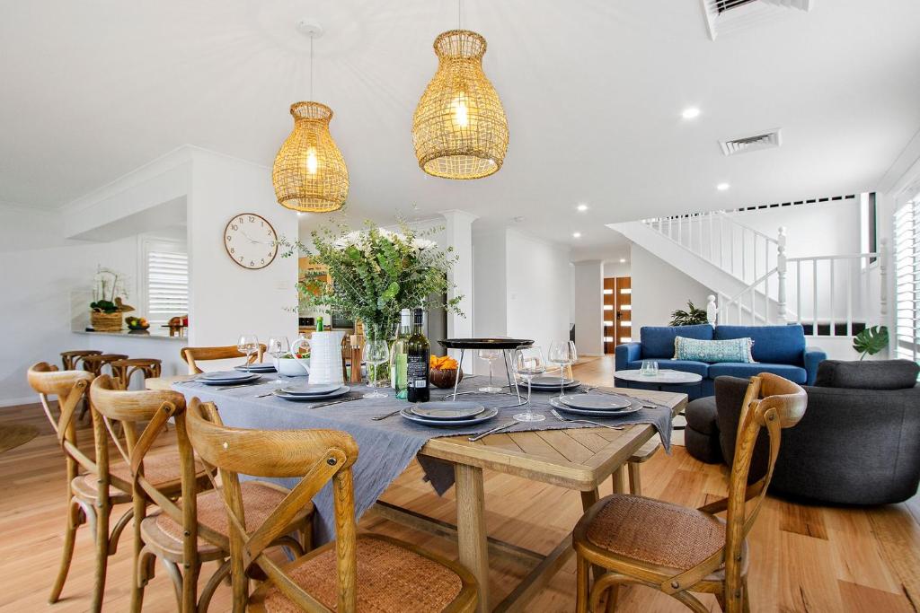 The Great White Vincentia, Vincentia (updated prices 2026)