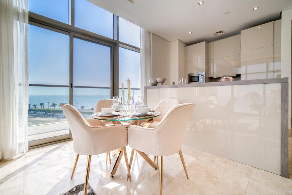 The 8, Palm Jumeirah - Mint Stay, Dubai (updated prices 2025)