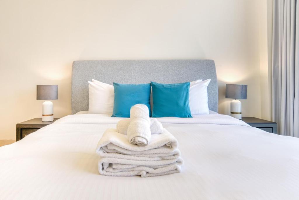 The 8, Palm Jumeirah - Mint Stay, Dubai (updated prices 2025)