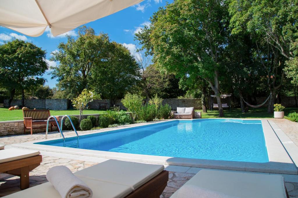 Villa Kringa, Tinjan (updated prices 2025)