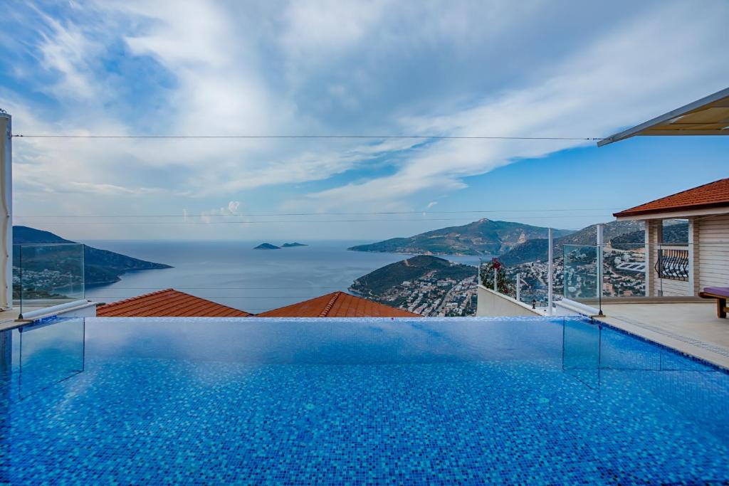Villa Lucida - Kalkan Hills - Exclusive Villas with Private Pool and ...