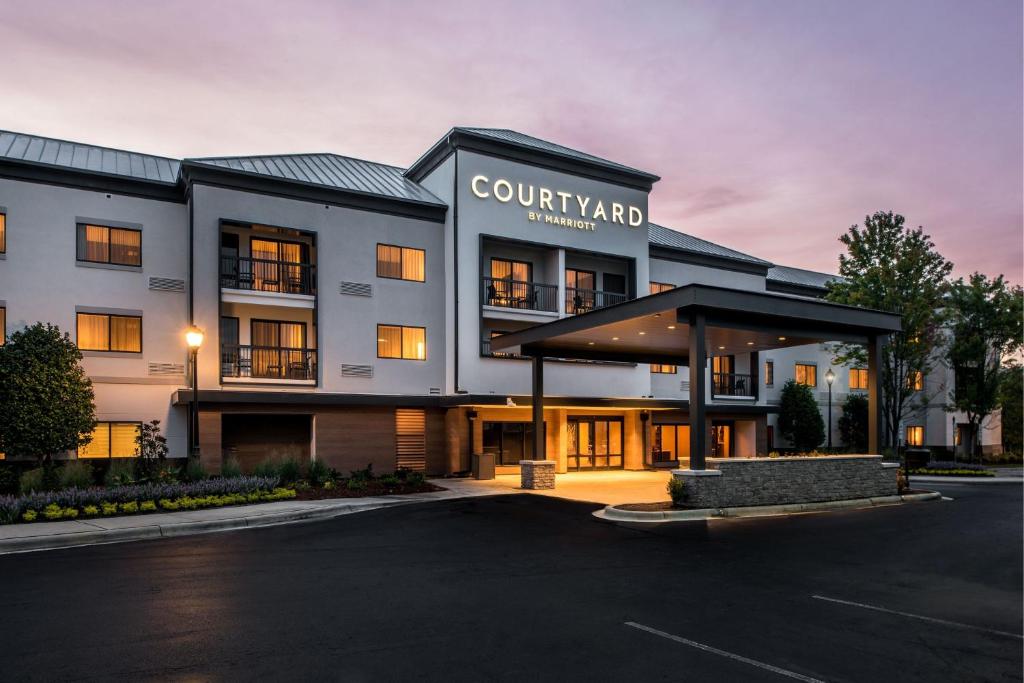 Courtyard by Marriott Charlotte Ballantyne, Charlotte (updated prices 2025)