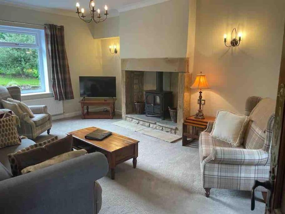 Cleveley Bank Farm, Forton (updated prices 2025)